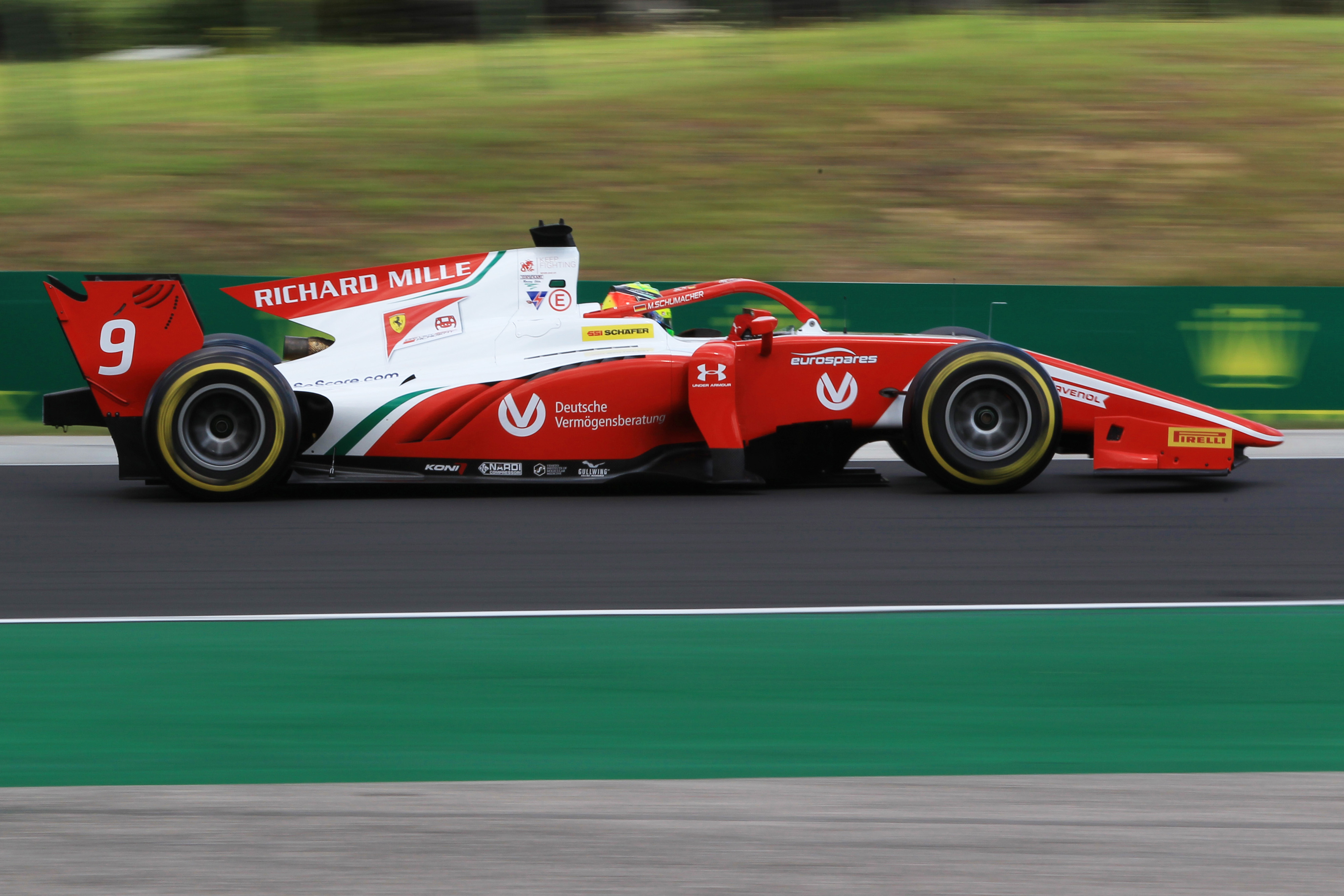 2019 Hungarian - F2 - Race 2 | Octane Photos